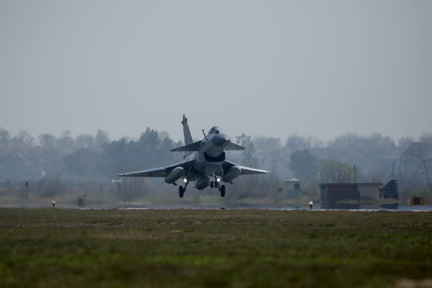 Fuerza Aérea de Pakistán recibe 6 cazas J-10C - EspacioAereo