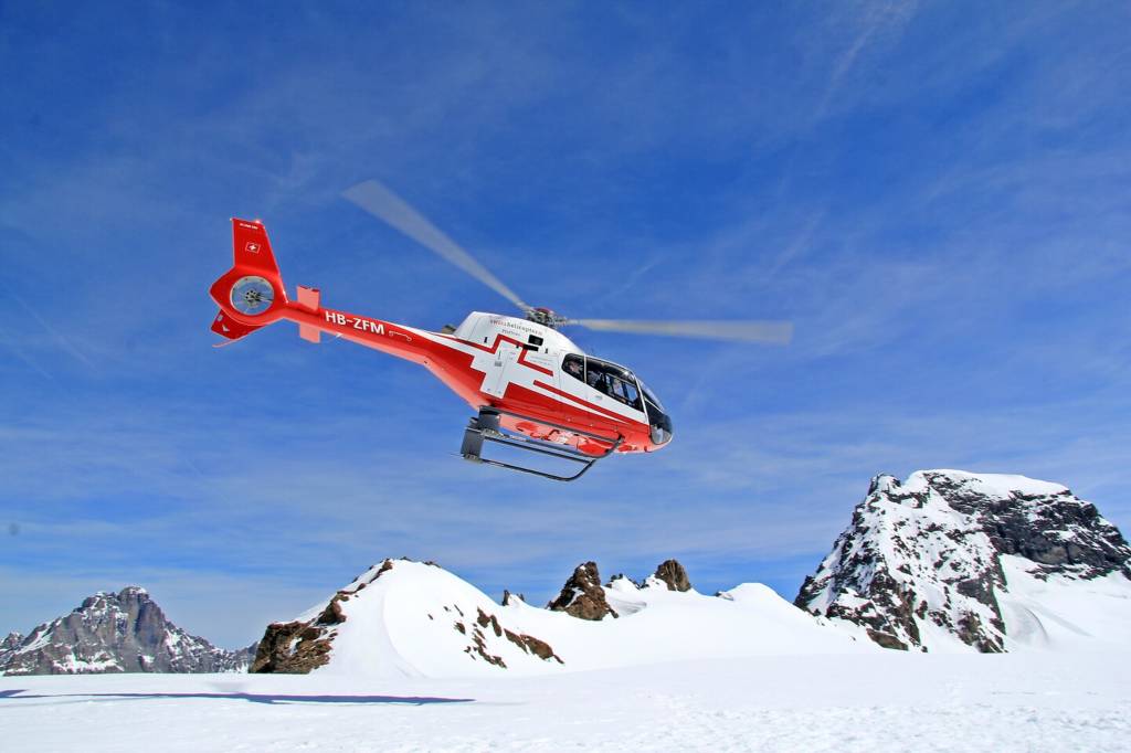 Swiss Helicopter firma la actualización de la aviónica de HCare ...