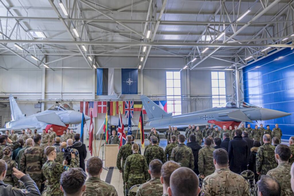 La RAF toma el relevo de Alemania en la misión combinada de policía ...